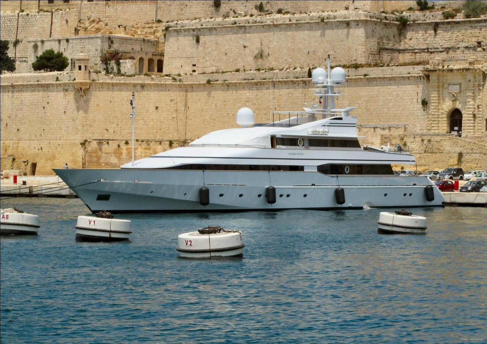 Yacht MARACUNDA, CRN | CHARTERWORLD Luxury Superyacht Charters